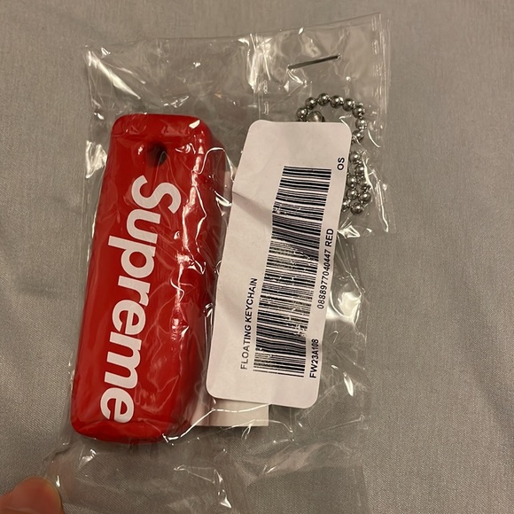 Supreme | Accessories | Authentic Supreme Red Box Logo Keychain | Poshmark